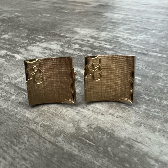 SWANK | Accessories | Vintage Swank Gold Concave Square Cufflinks ...